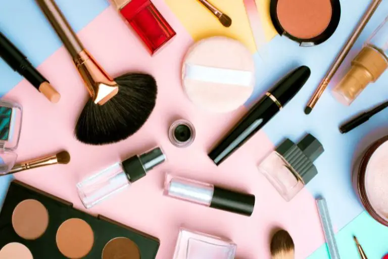 The Target Market for Cosmetics and Beauty Products | AMPLIFY XL